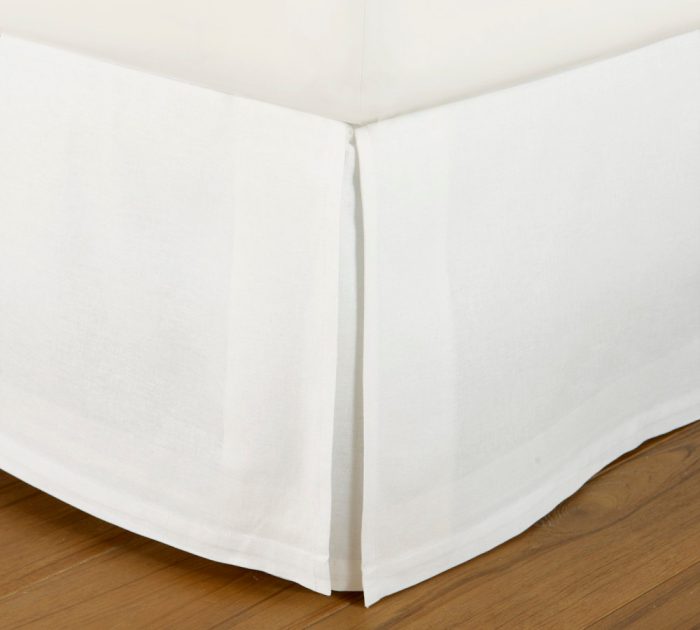 10 Great Tips How To Make A Bed Look Luxurious Styling Guide
